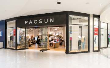 Pacsun’s 2025 Store Expansion Marks a Y2K Comeback - Mozmart